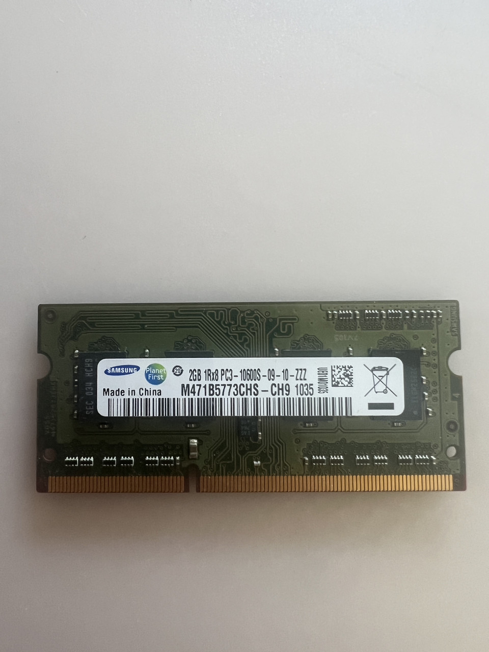 Оперативна память ОЗУ Sodimm Ddr3 2gb Ddr3 1333mhz Samsung