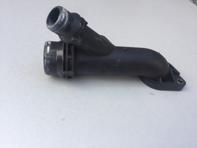Купити Фланець системи охолодження Bmw e46 2.0 n46b20 11537505055, ціна ...