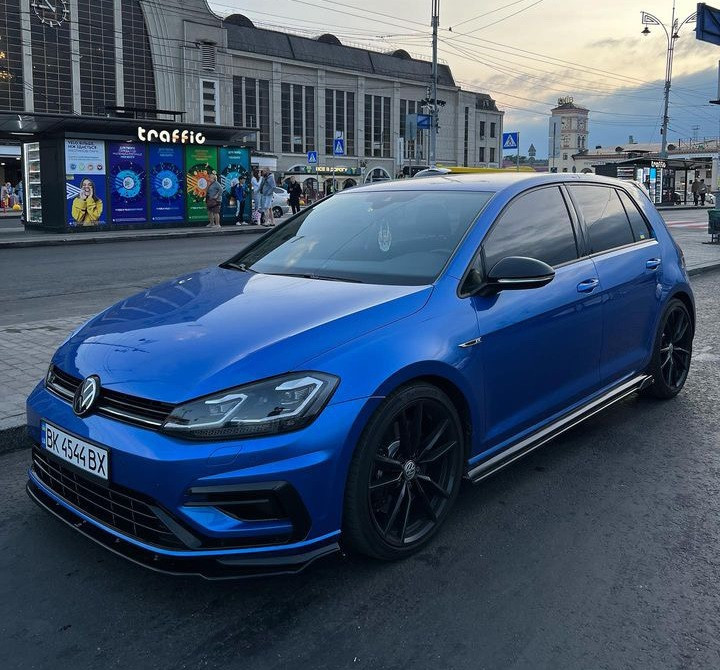 Купить Сплиттер VW Golf 7.5 R / R-Line тюнинг юбка обвес губа переднего ...