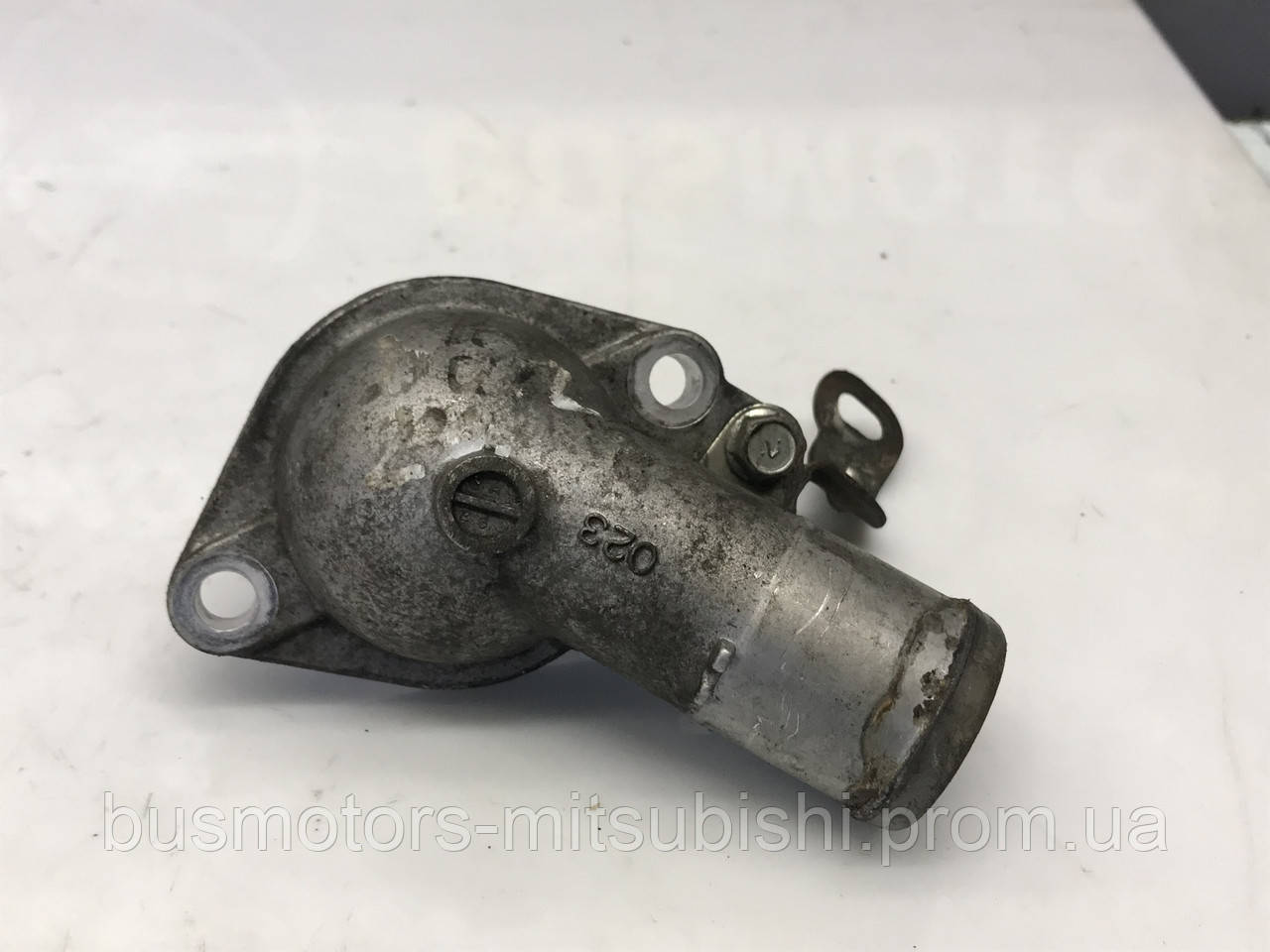 Кришка термостата фланець (метал) Mitsubishi Outlander XL 2.0i 2006 ...