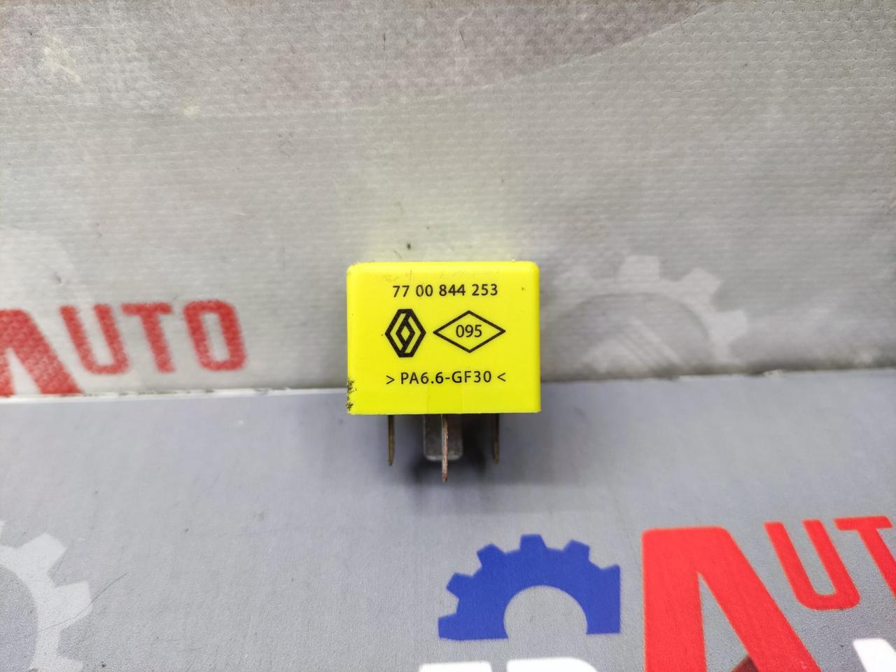 Реле вентилятора 7700844253 для Renault Clio, Avantime, Scenic, Espace ...