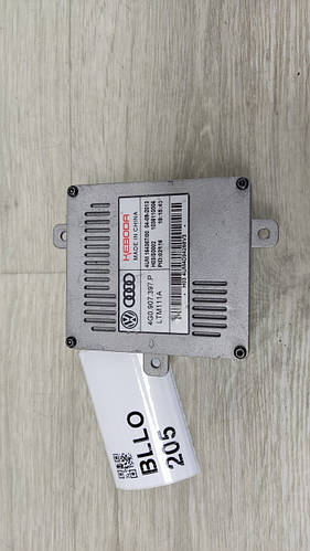 Блок модуль розпалювання ксенон управління фари Audi A1 8X A3 8V A4 B8 ...