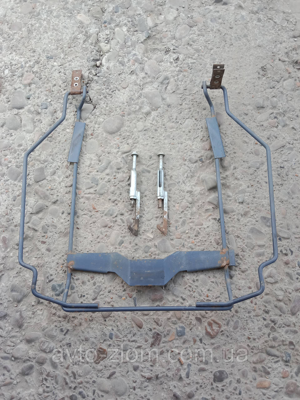 Кріплення запаски Mercedes Sprinter W906, Мерседес Спрінтер. 906. (ID ...