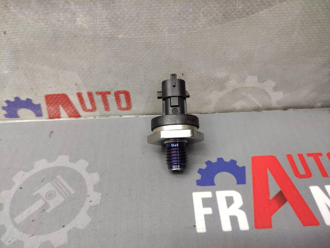 Датчик давления топлива 0281002767 для Fiat/ Iveco/ Lancia/ LDV/ MAN ...