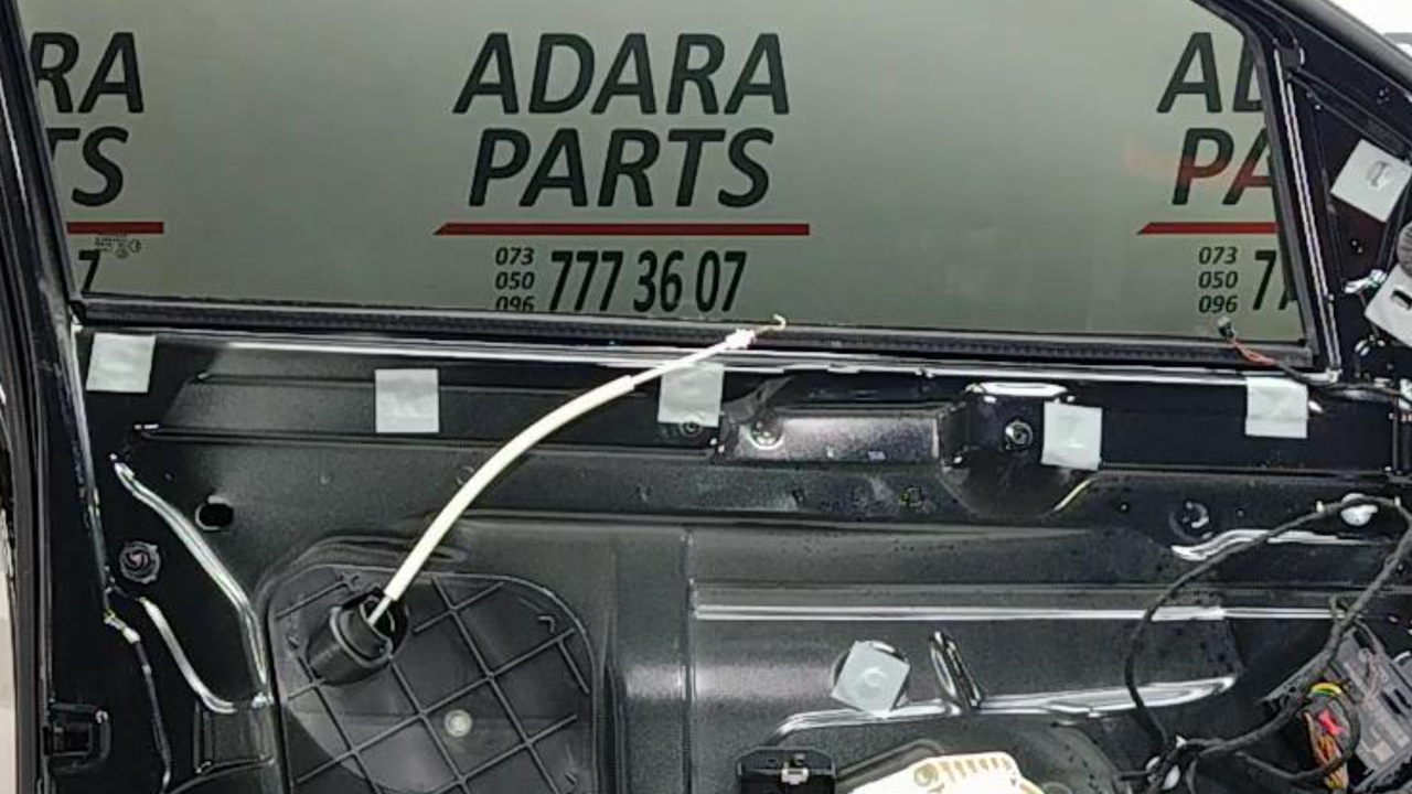 Уплотнитель Стекла Двери Передней Левой Внутренний для Audi Audi Q7 ...