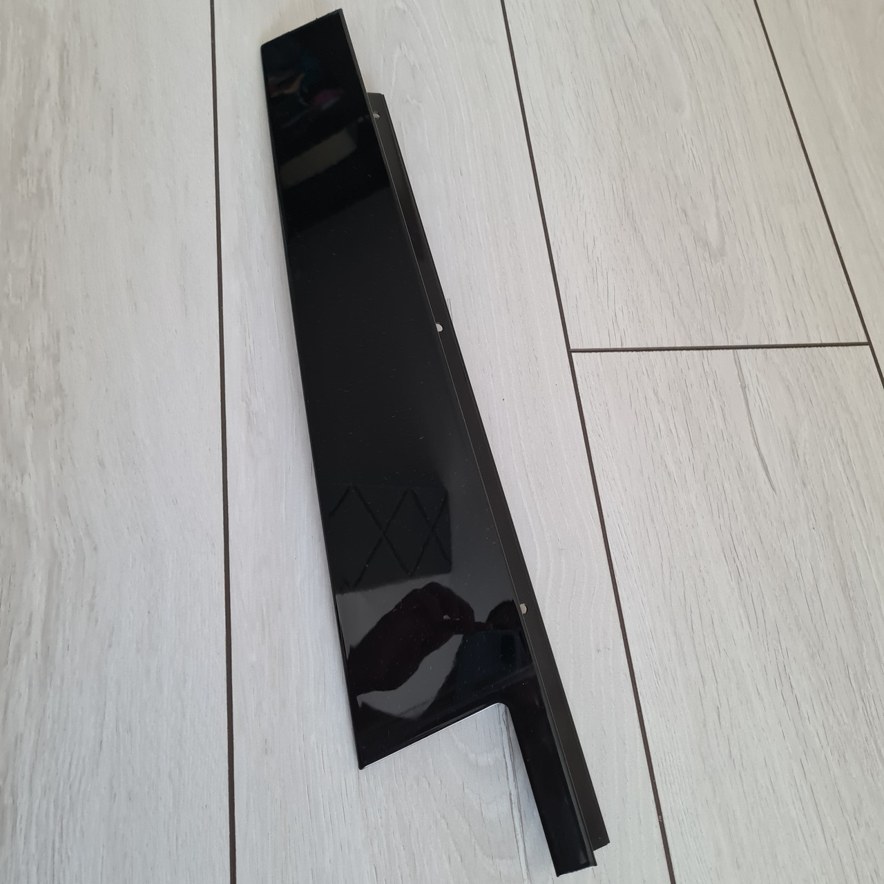 Купить Накладка задней двери Mercedes W204 б.у. A2046902187 слева, цена ...