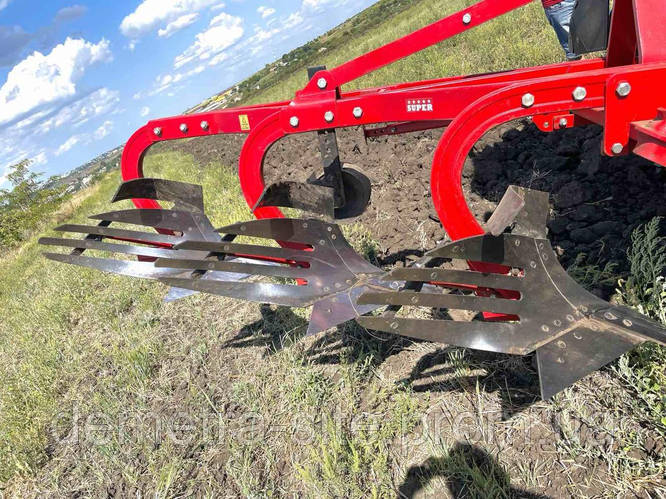 Плуг Ексцентричний 3-х корпусний пір'яні відвали (ID#1577927852 ...