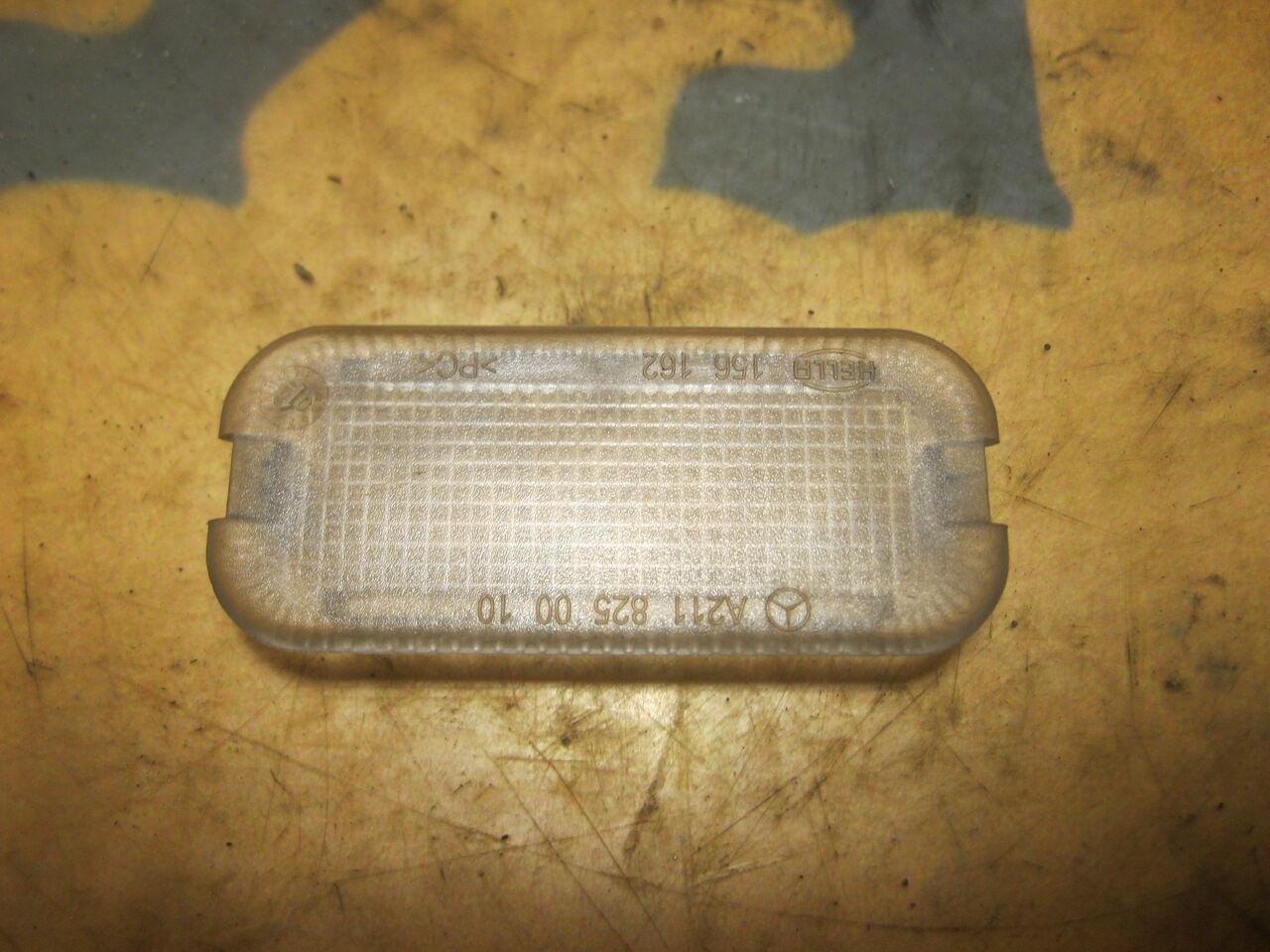 Б/У Рассеиватель Фонаря Двери MERCEDES-BENZ E-CLASS W211 A2118250010 ...