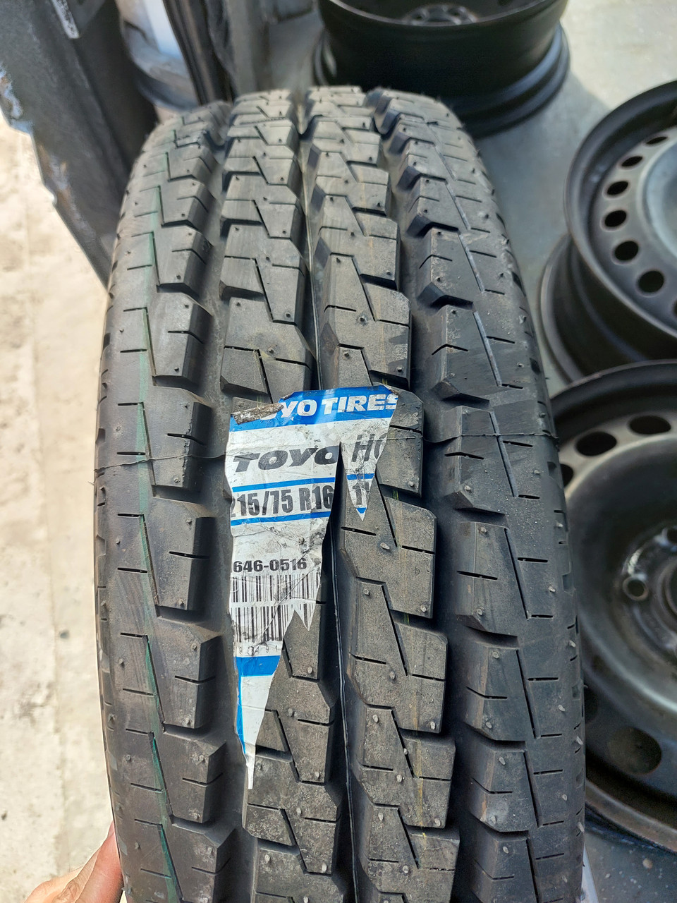 Купити Шини вантажні літо 215.75.R16c Toyo шина лето 215 75 16, ціна 2800 ₴ - Prom.ua (ID ...