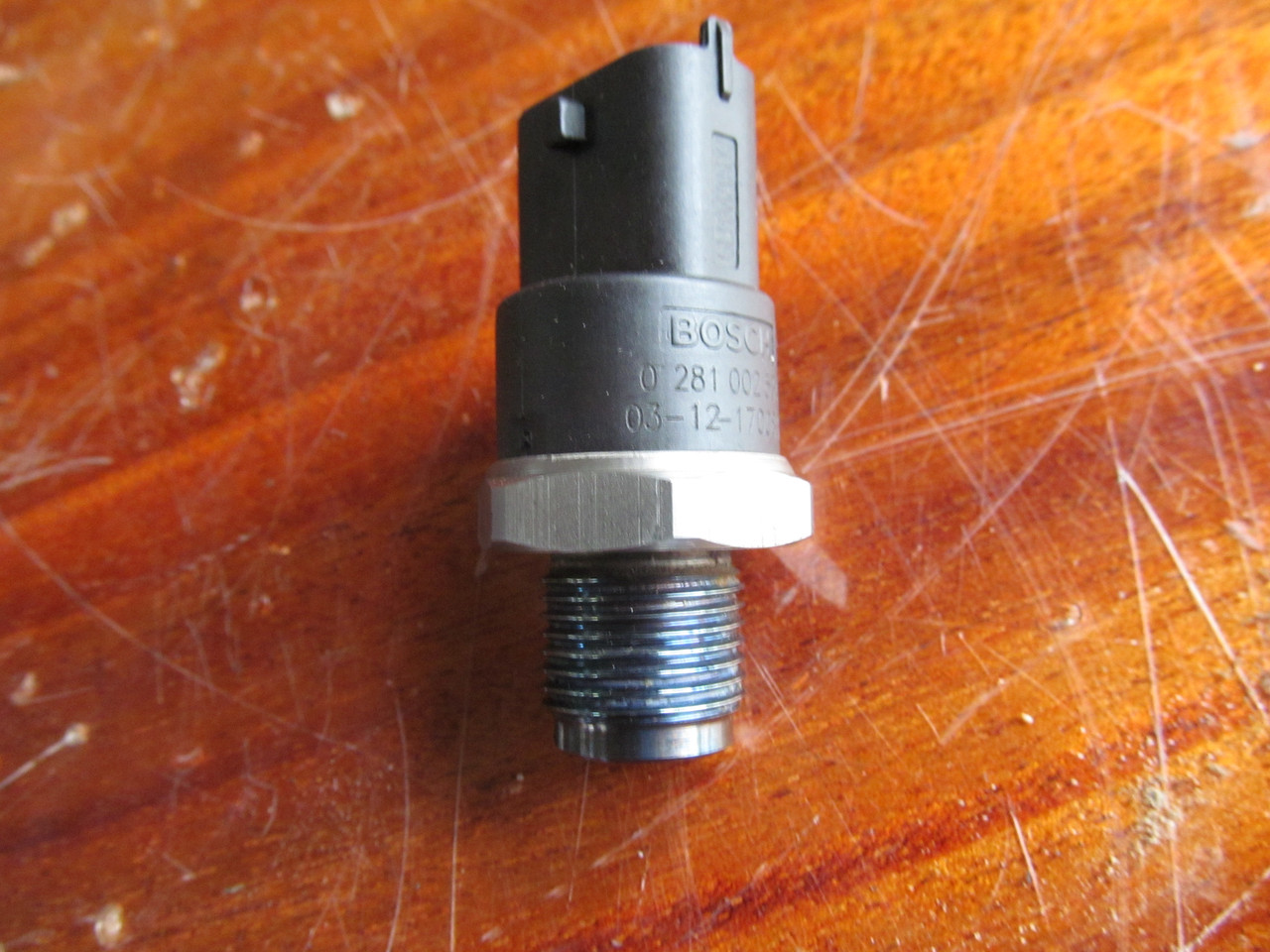 Купить Датчик давления топлива opel corsa 1.3 combo fiat doblo опель ...