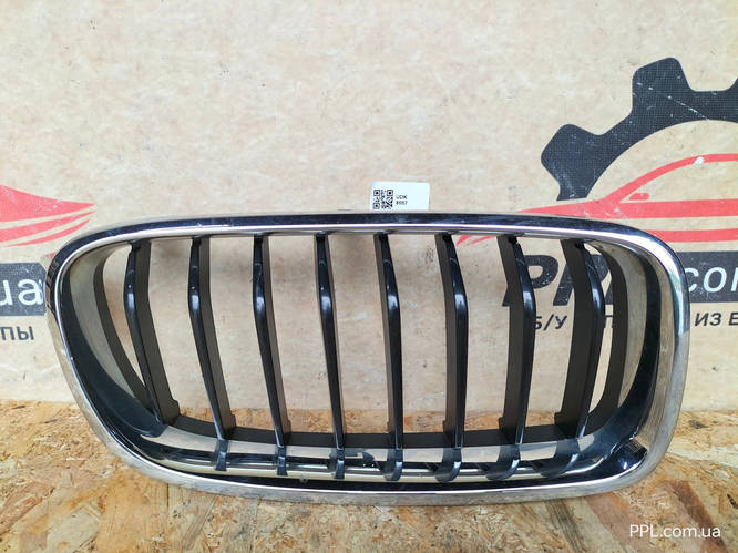 BMW 3 F30 F31 11-18 Накладка решетка радиатора правая ноздря хром ...