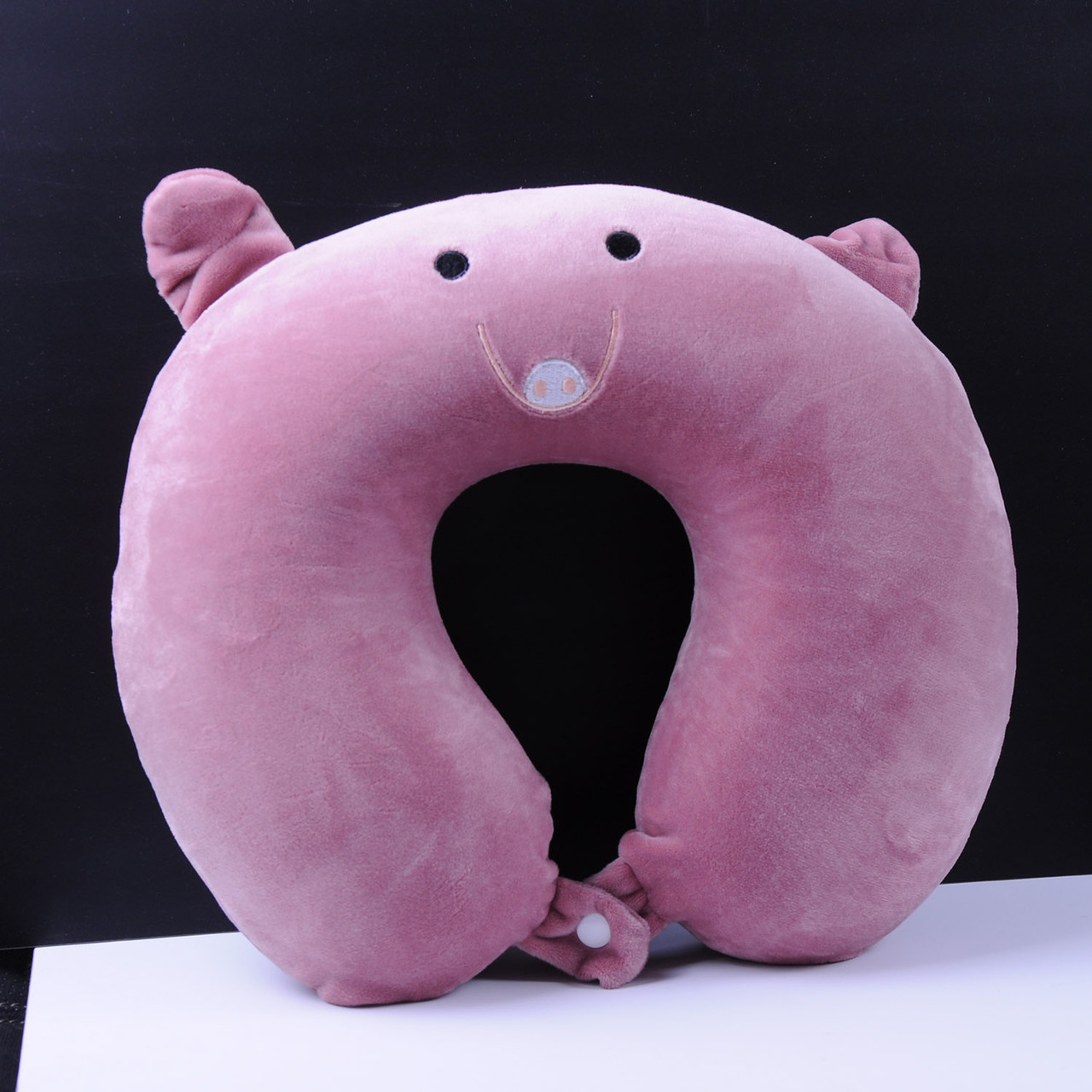 Подушка дорожня для шиї велюрова з ефектом памяті P111 з мордочкою Рожева Id 1947558163