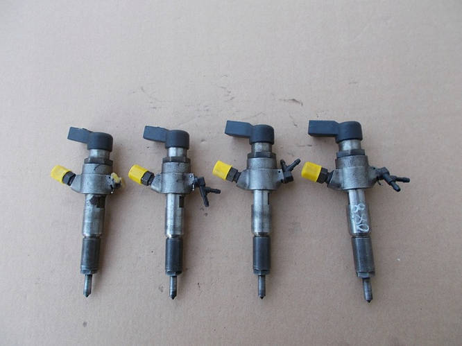 Форсунка Peugeot 206 1.4 HDI Пежо 9655304880, цена: 2162.76 ₴, купить ...