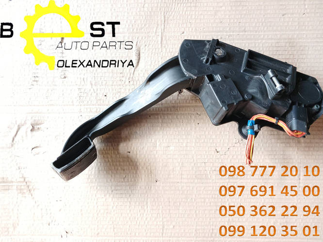 Купить Педаль газа Б/У Renault 7482492420, цена 4500 ₴ — Prom.ua (ID ...