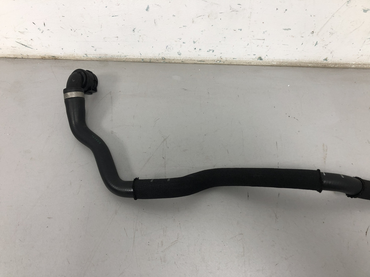 Купить Патрубок системи охолодження BMW X3 G01 64219354459 2017-, цена ...