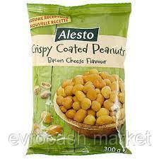 Горішки арахіс Alesto Crispy coated peanuts з беконом та сиром 300g (ID ...