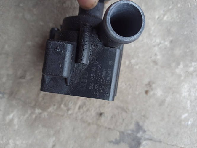 Помпа водяная, насос охлаждения ,Volkswagen, Seat, Audi, Skoda, 5N0 965 ...