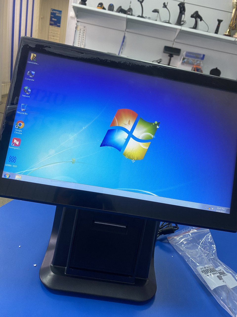 Сенсорный POS терминал 15,6 ( OC Windows)+встроенный чековый принтер ...