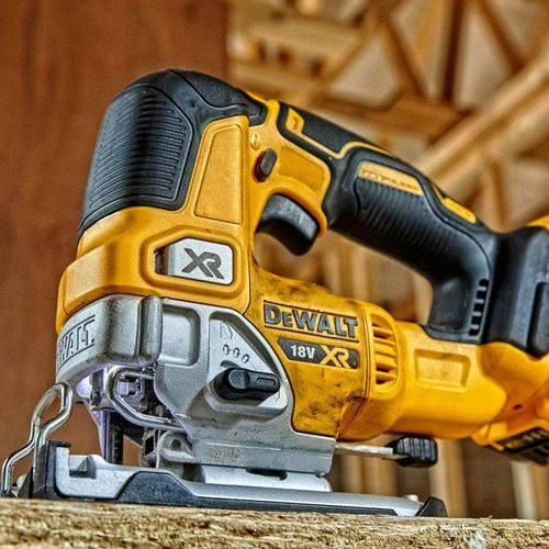 Купить Электролобзик DeWALT 18V XR Li-lon, цена 9600 ₴ — Prom.ua (ID ...
