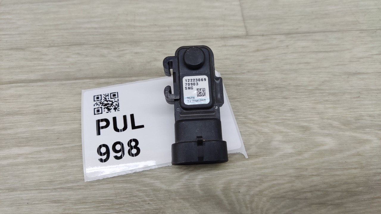 Купить Датчик тиску палива Mercedes X156 W164 W166 W217 W221 W246 ...