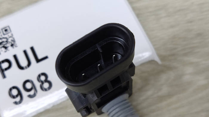 Купить Датчик тиску палива Mercedes X156 W164 W166 W217 W221 W246 ...