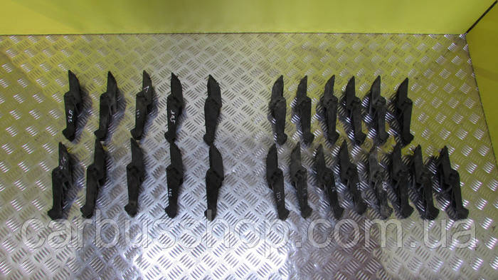 Кронштейн (крепление) заднего бампера левый Touareg NF (2010-2014 ...