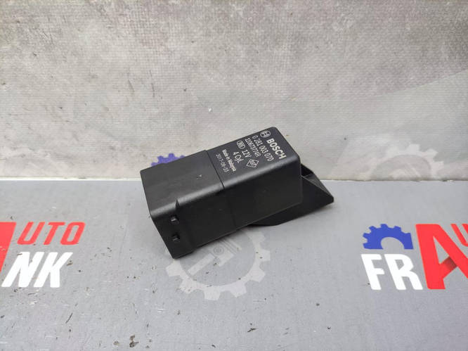 Купить Реле свечей накала 0281003070, 110673774R, 1.6 dCi для Fiat ...