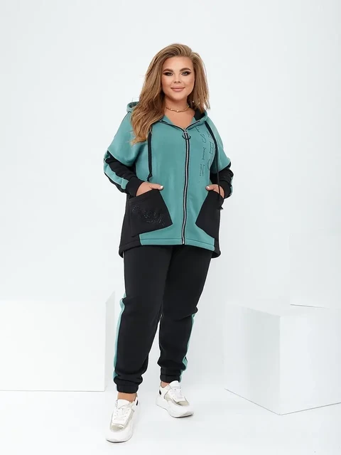Каталог женских спортивных костюмов больших размеров оптом и в розницу