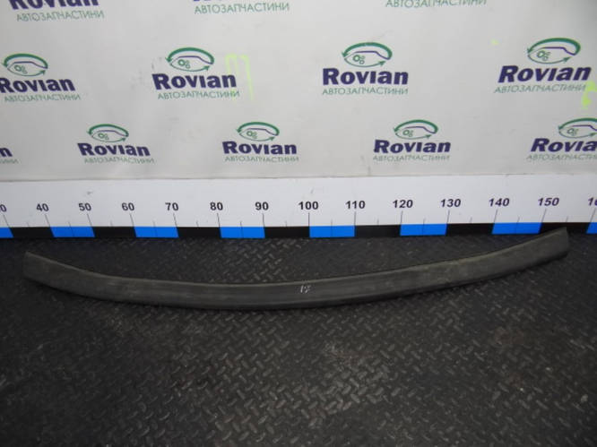 Уплотнитель под капот BMW X1 (E84) 2009-2015 (БМВ Х1 Е84), 51762990366 ...