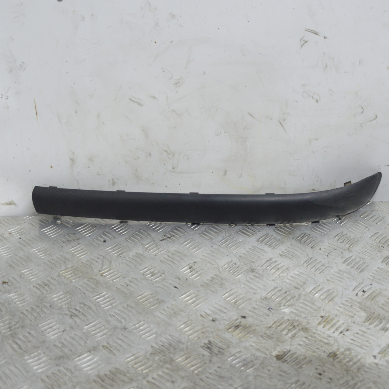 Молдинг бампера переднього лівого BMW 3 E46 2001-2005 Накладка бампера ...