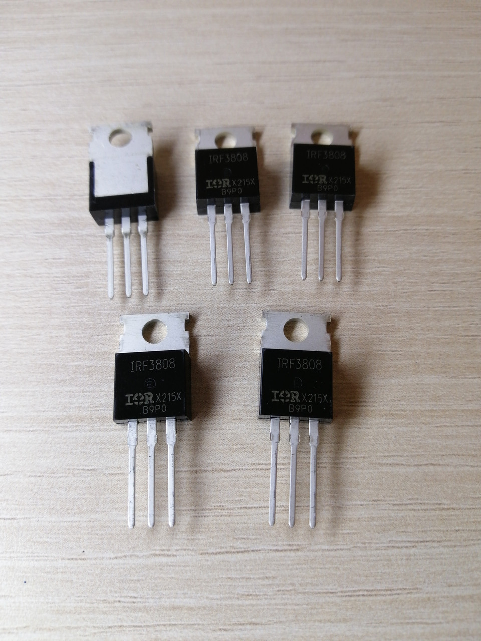Транзистор IRF3808 N-канальний Mosfet 75V 140A to220 (ID#1975379105 ...