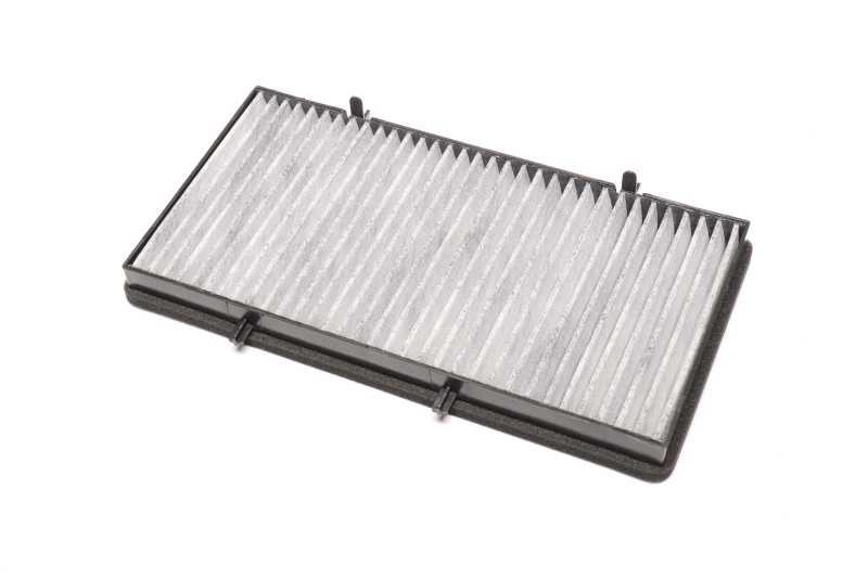 Фільтр салону RENAULT TRAFIC II 01-, OPEL VIVARO 01-вугільний (вир-во ...