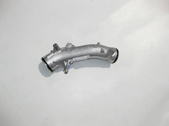 Mercedes-Benz A6540980400 Воздуховод турбина - интеркулер для двигателя ...