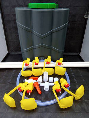 Комплект ниппельного поение НОВИЧОК 25 4 поилки на 25 курей, перепелов ...