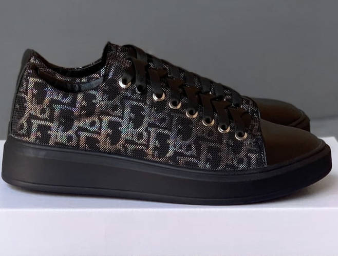 Купить Dior Black Snickers, цена 1600 ₴ — Prom.ua (ID#1977115932)