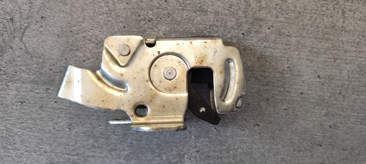 Купити Замок задньої дверки (защолка) Fiat Ducato 1379726080, ціна 390 ...