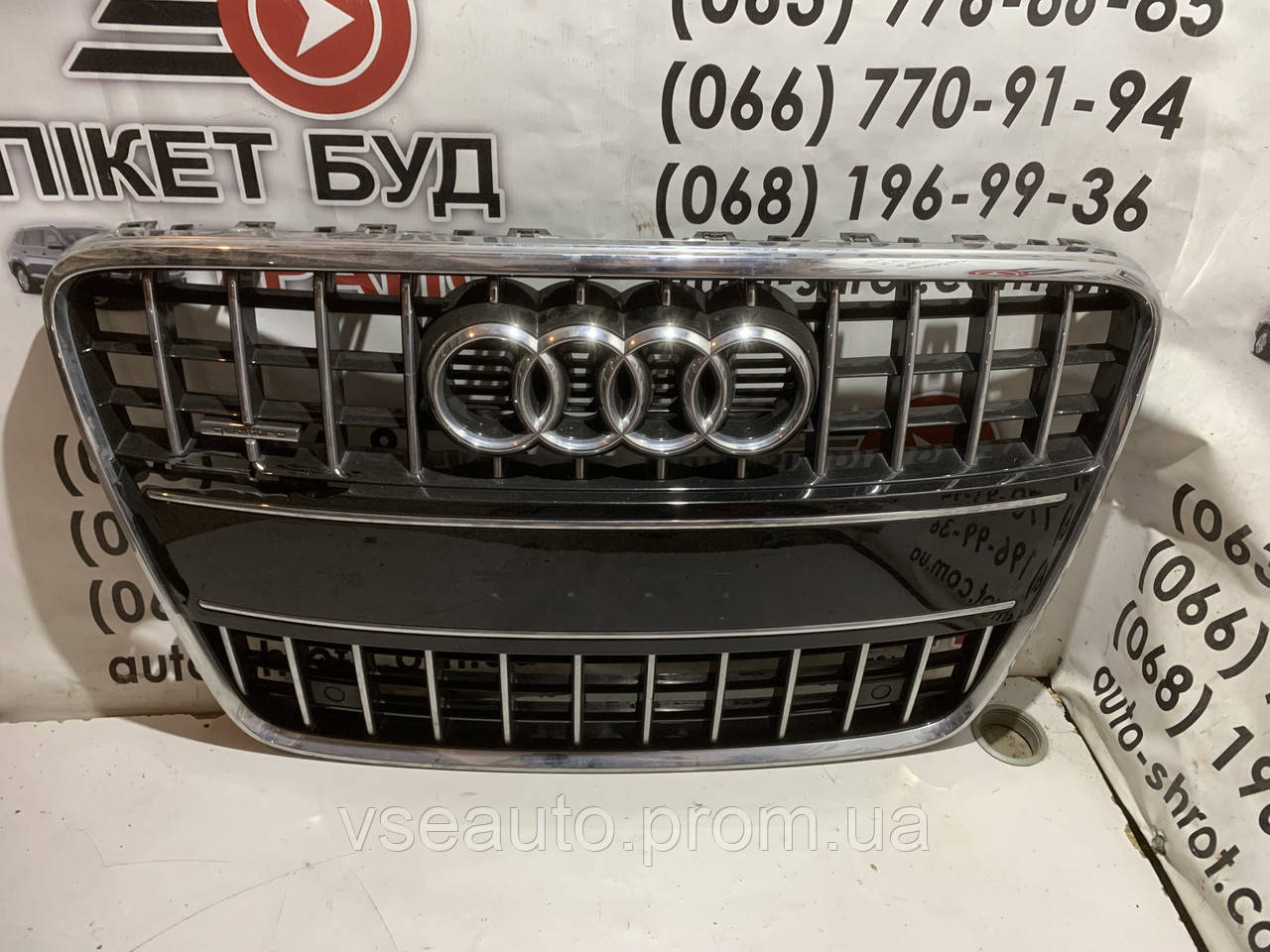 4l0853651h Решетка радиатора (есть дефект!) Audi Q7 4L Ауді Ку7 10-15 ...