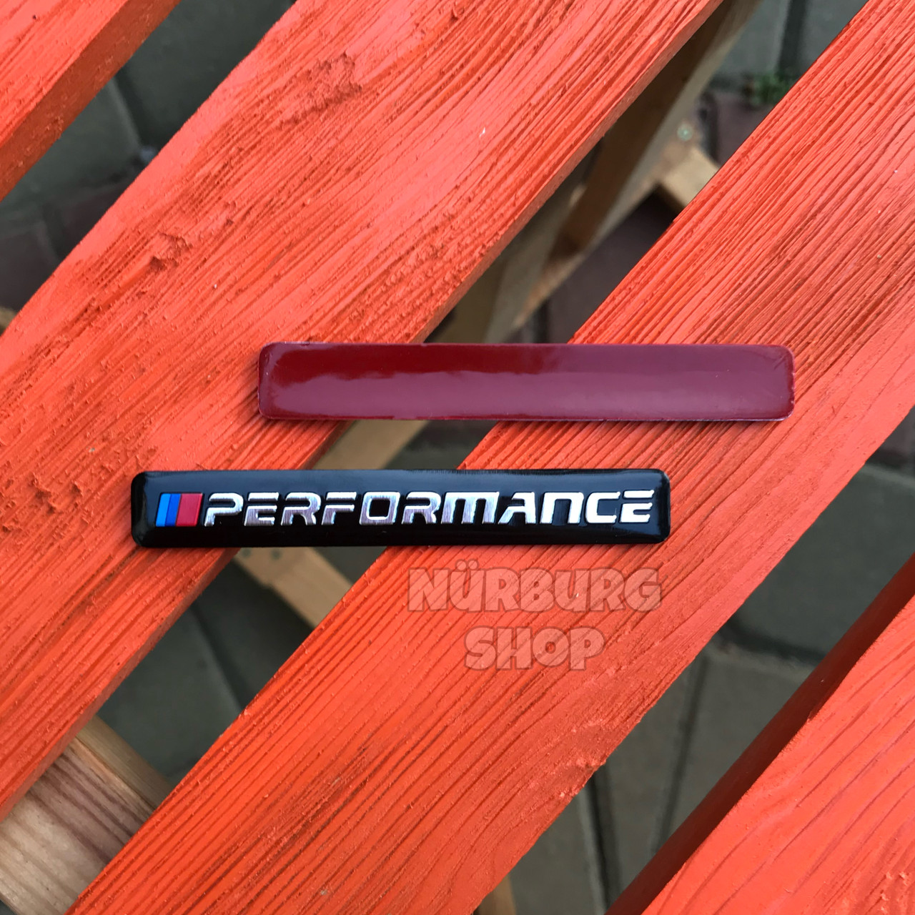 Чорна алюмінієва наклейка шильд BMW M Performance логотип E39 E46 E53 E60 E70 E83 E90 F01 F07 ...