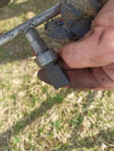 Датчик тиску кондиціонера Citroen Peugeot 9647971280, NRF 38948, 6ZL351 ...