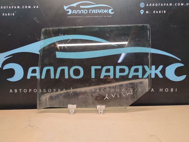 Стекло заднее левое Рено Меган 3 с 2009-2015 универсал Оригинал Renault ...