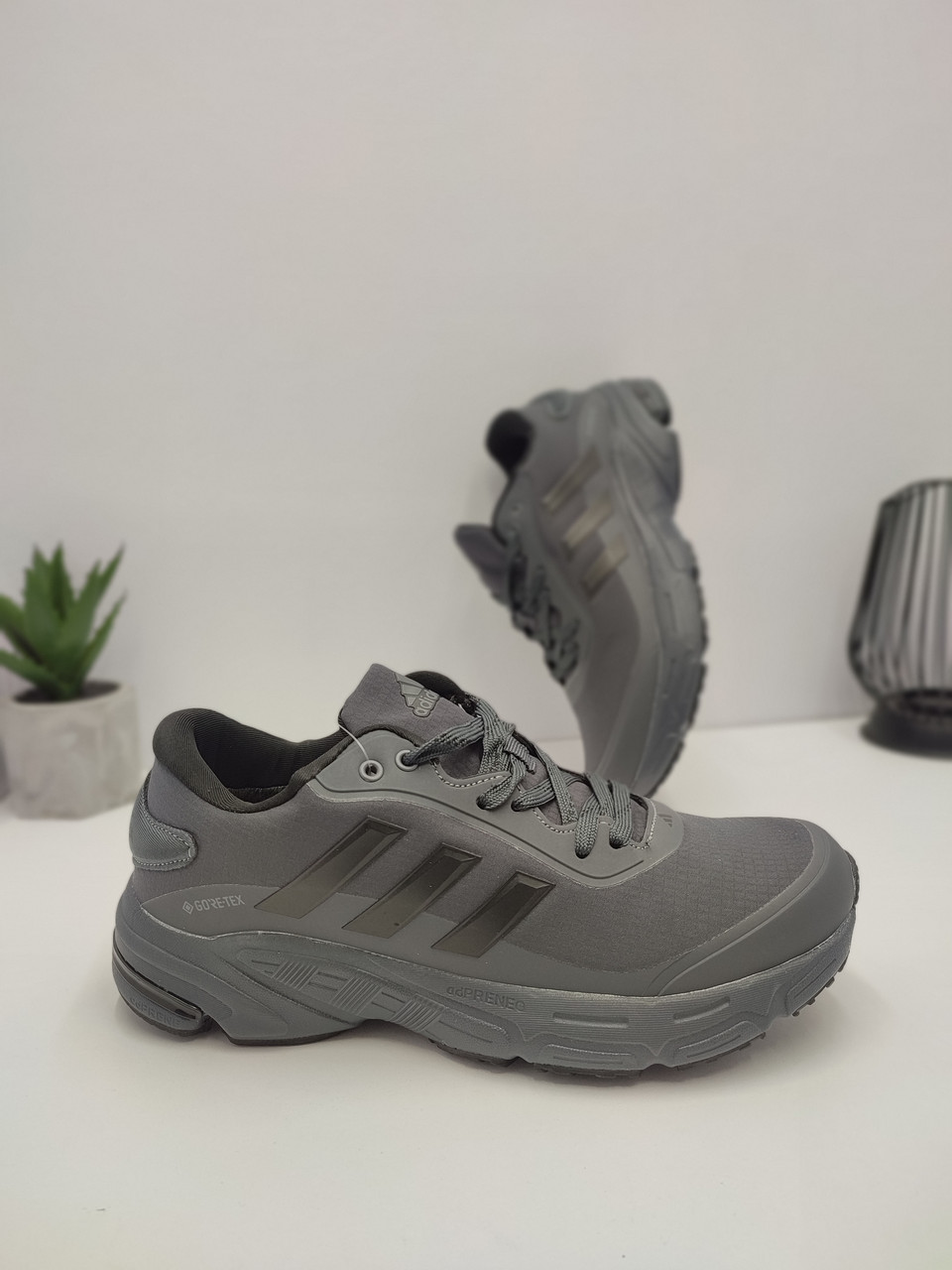 Купить Термокросівки Adidas, цена 2360 ₴ — Prom.ua (ID#1988859559)