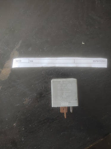 No13 Б/у Реле свічок накала 357911253 для Volkswagen Caddy 2002 (ID ...