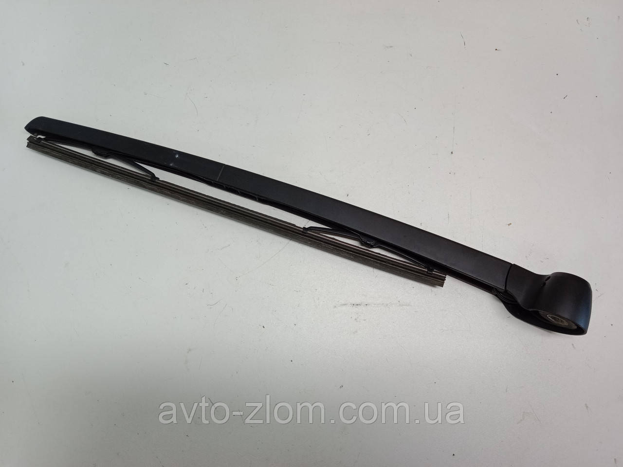 Важіль заднього двірника Audi A4 B6, B7, Ауді А4 Б6, Б7. Універсал ...