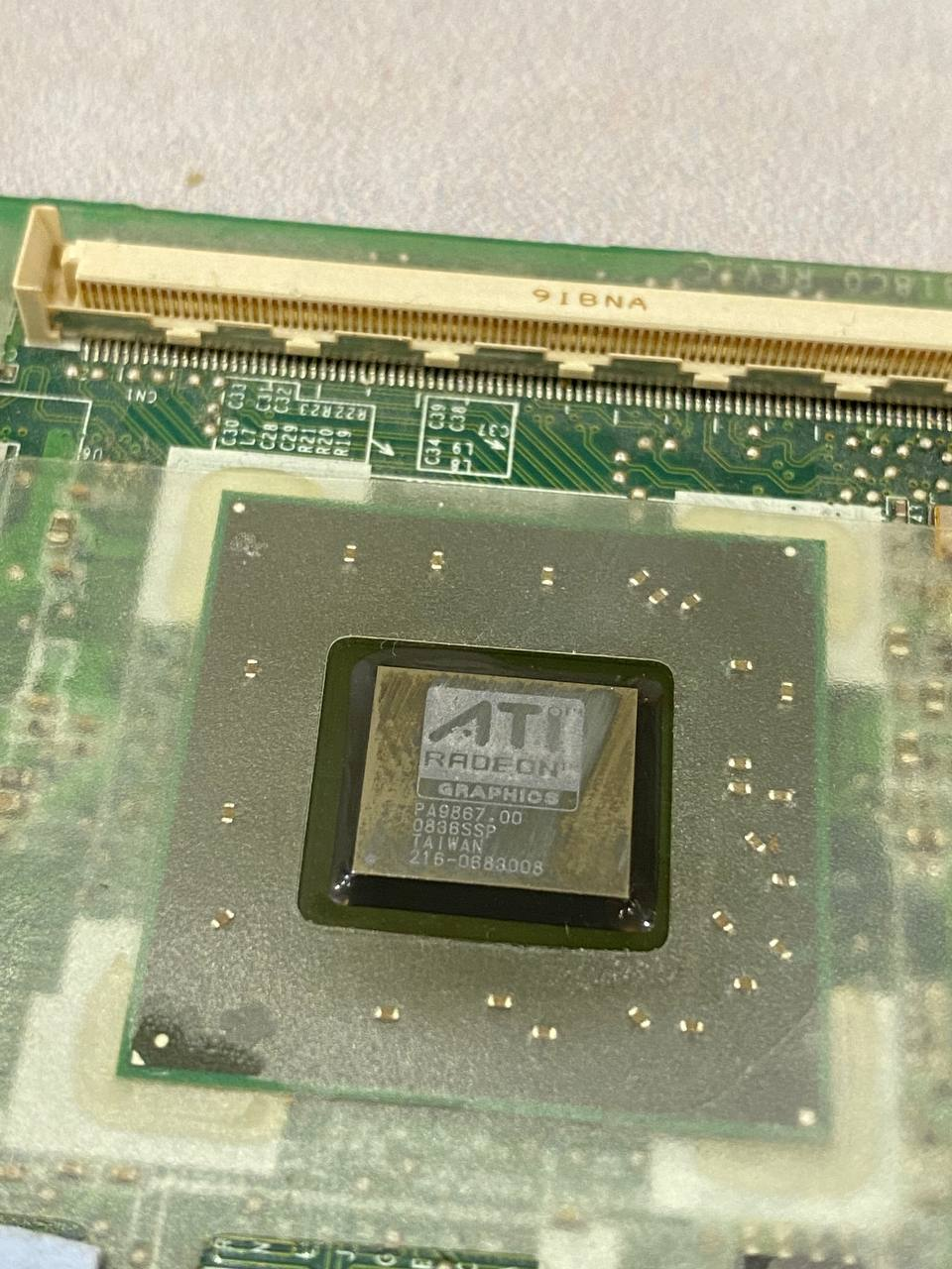 Видеокарта Toshiba Satellite A300 P300 P305 ATI 216-0683008 Mobility ...