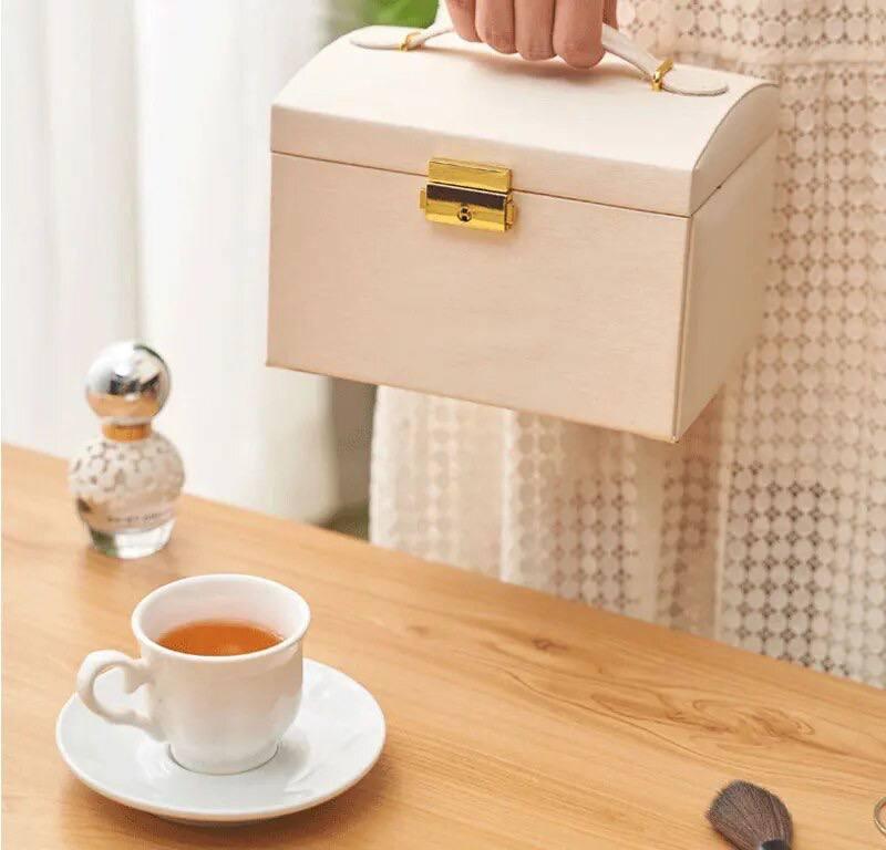 Велика скринька для прикрас скриня для біжутерії органайзер для прикрас 17 5x13 5x12 см