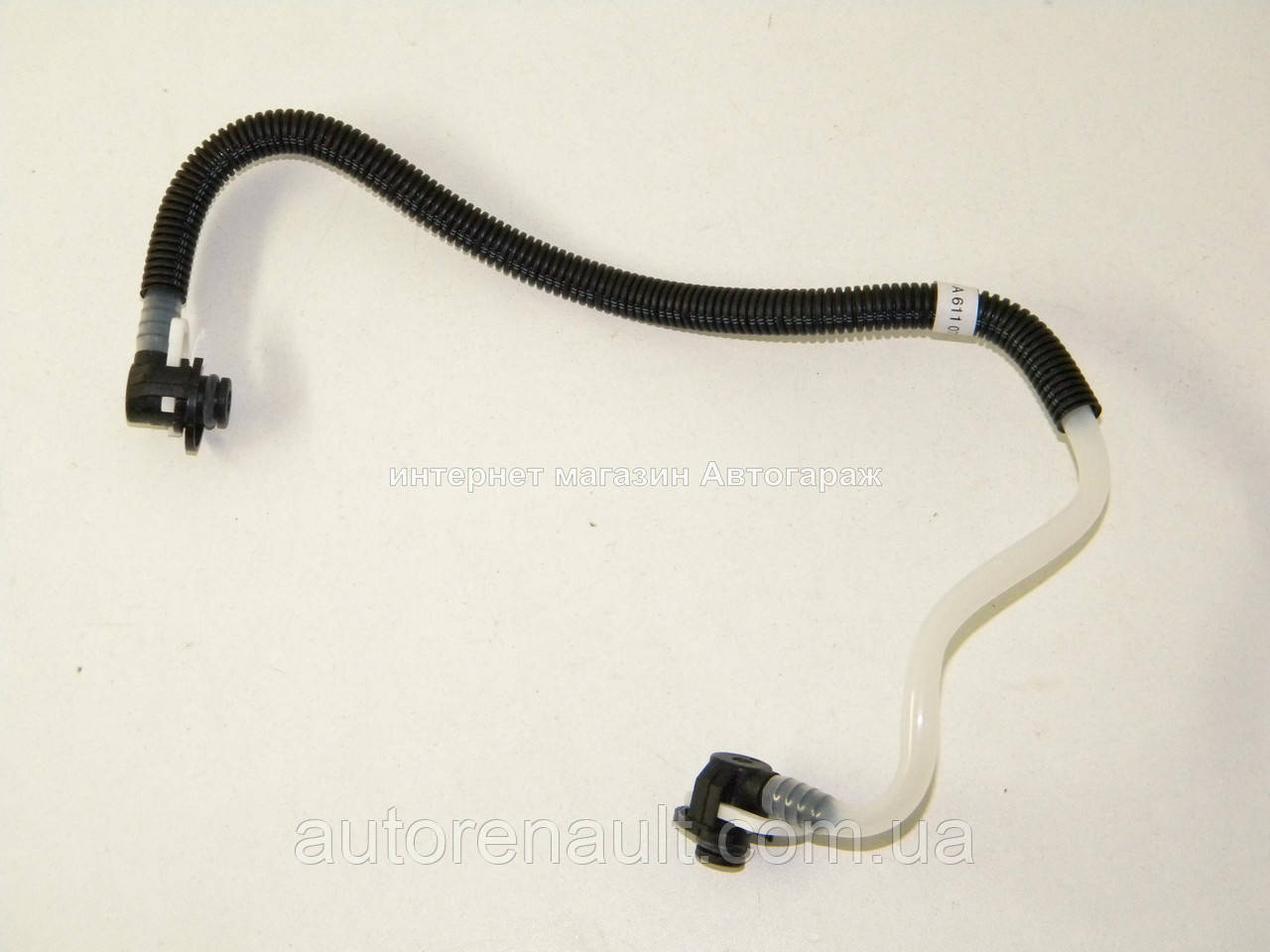 Трубка паливна (від фільтра до насосу підкачки) на Мерседес Спринтер 2. ...