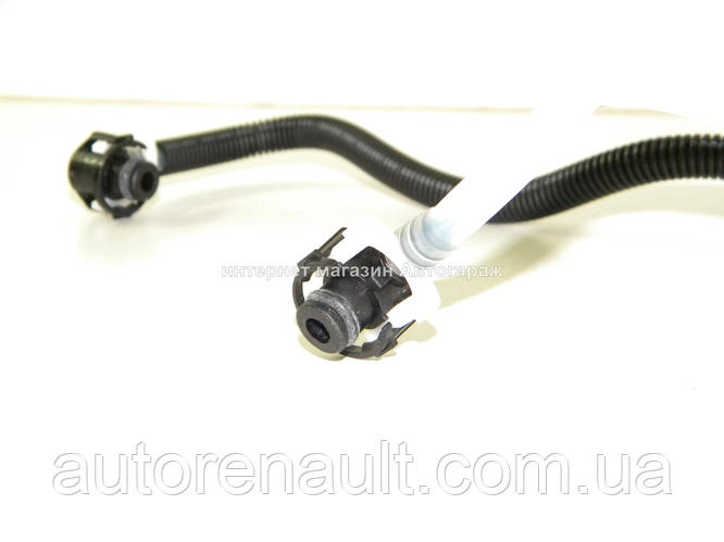 Трубка паливна (від фільтра до насосу підкачки) на Мерседес Спринтер 2. ...