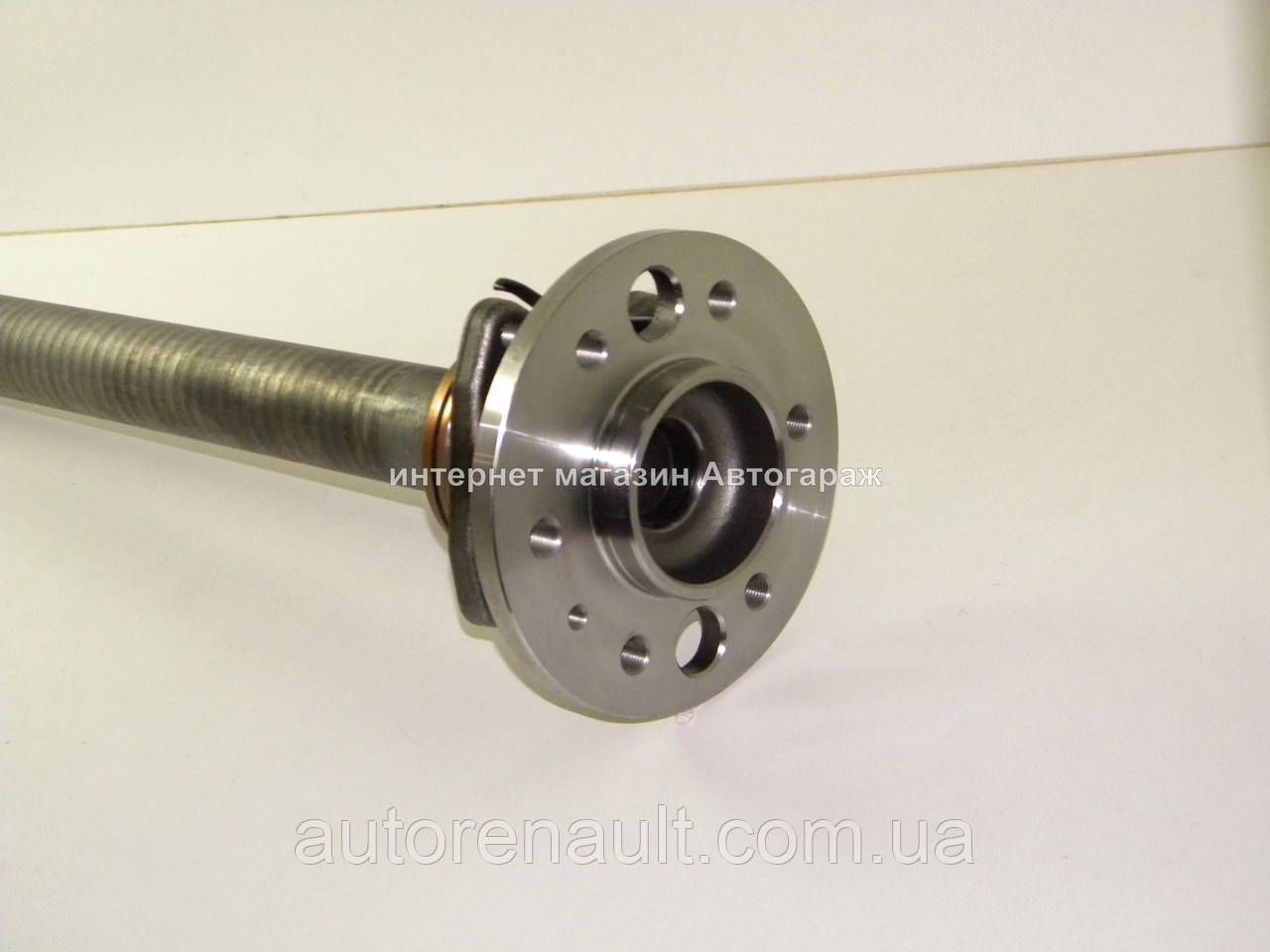 Купить Полуось задняя справа (z=30/L943 с подшипником) на Фольксваген ...