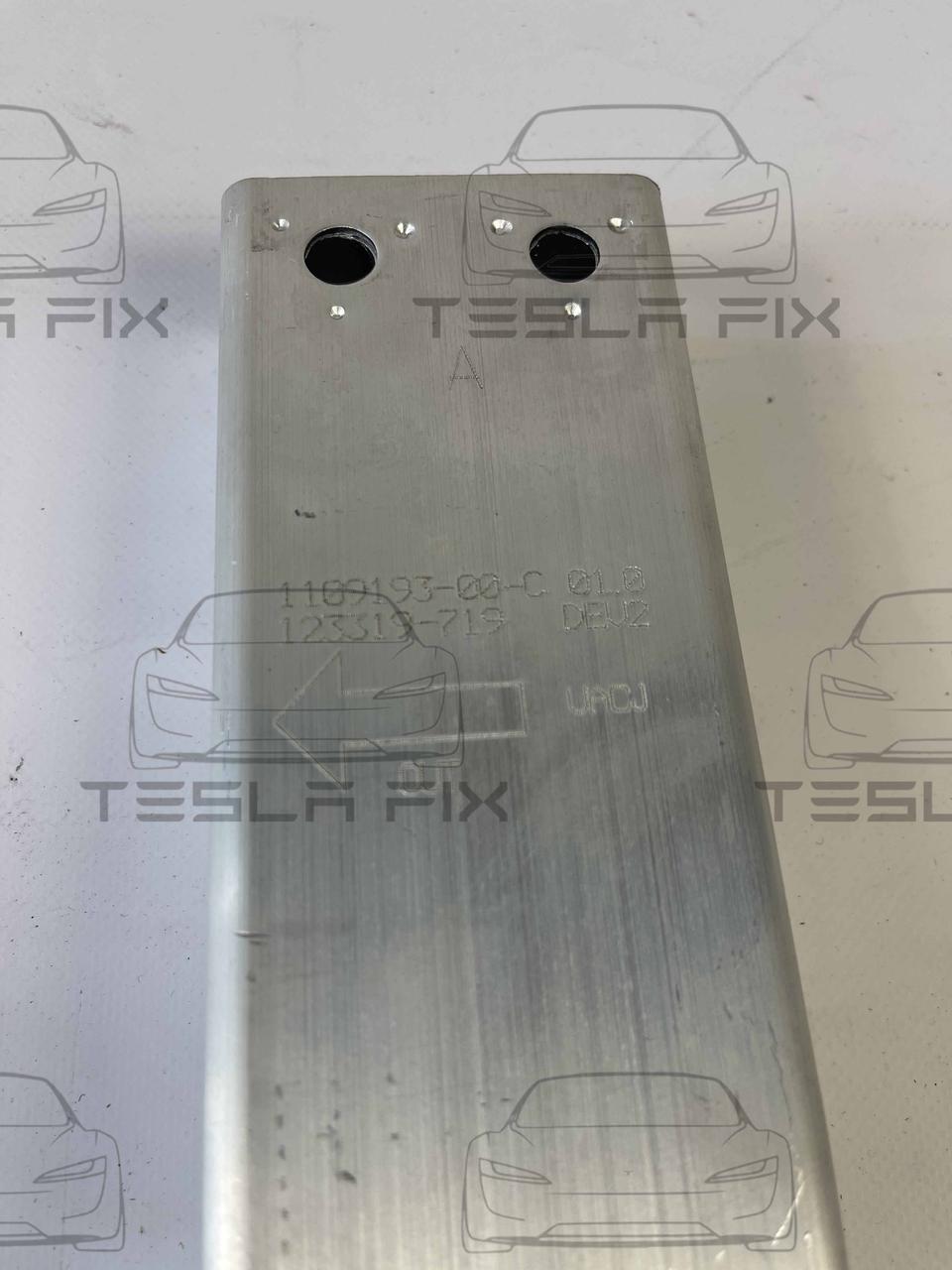 Кронштейн нижнего усилителя переднего бампера левый Tesla Model 3 ...