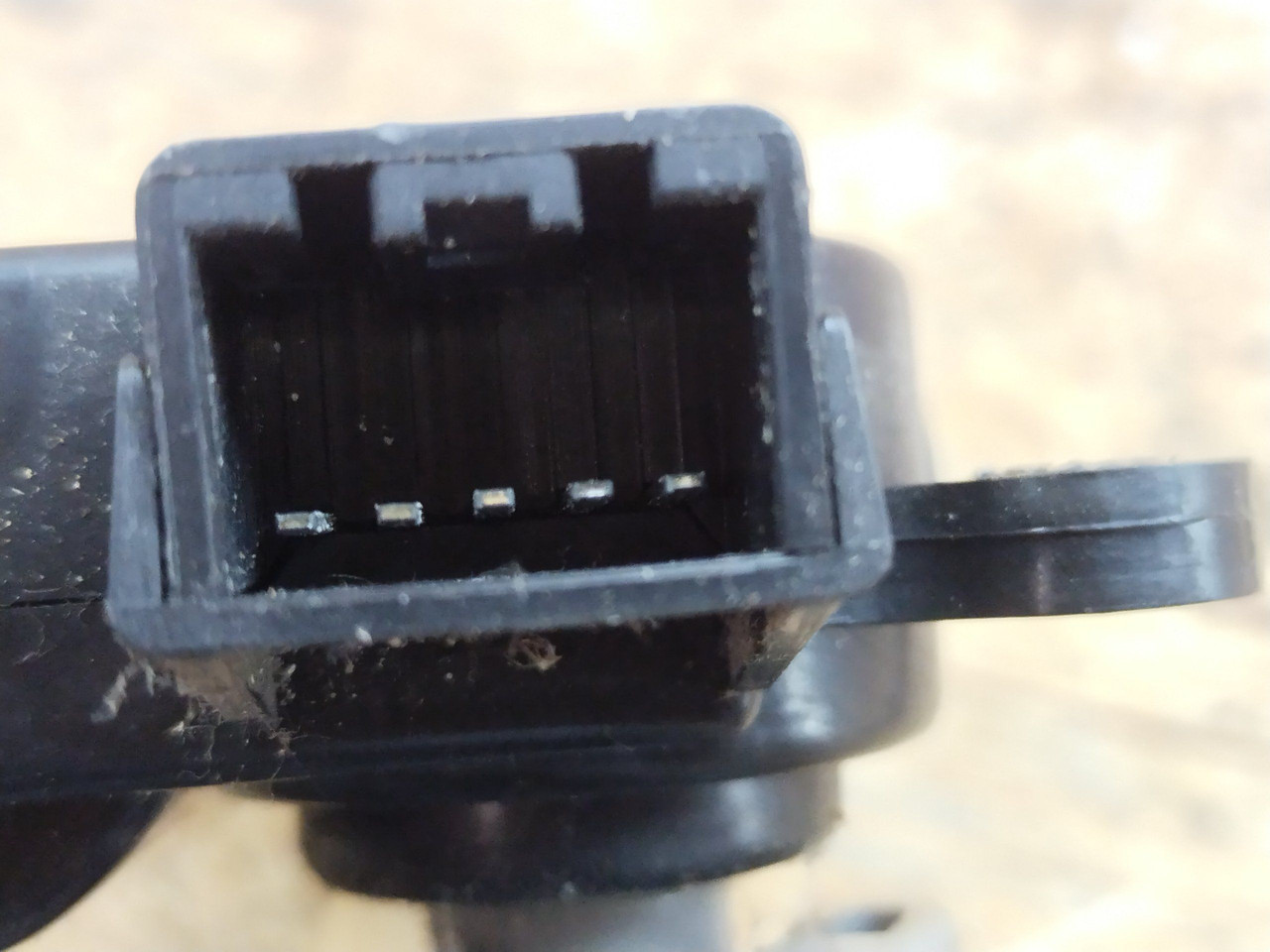 Hyundai Matrix 2001-2010 моторчик заслонки печки привод шаговый ...